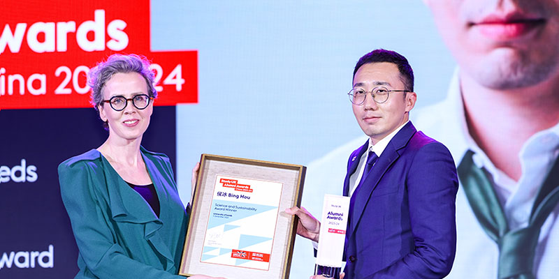 University of Leeds alumni excel at prestigious awards in China ...